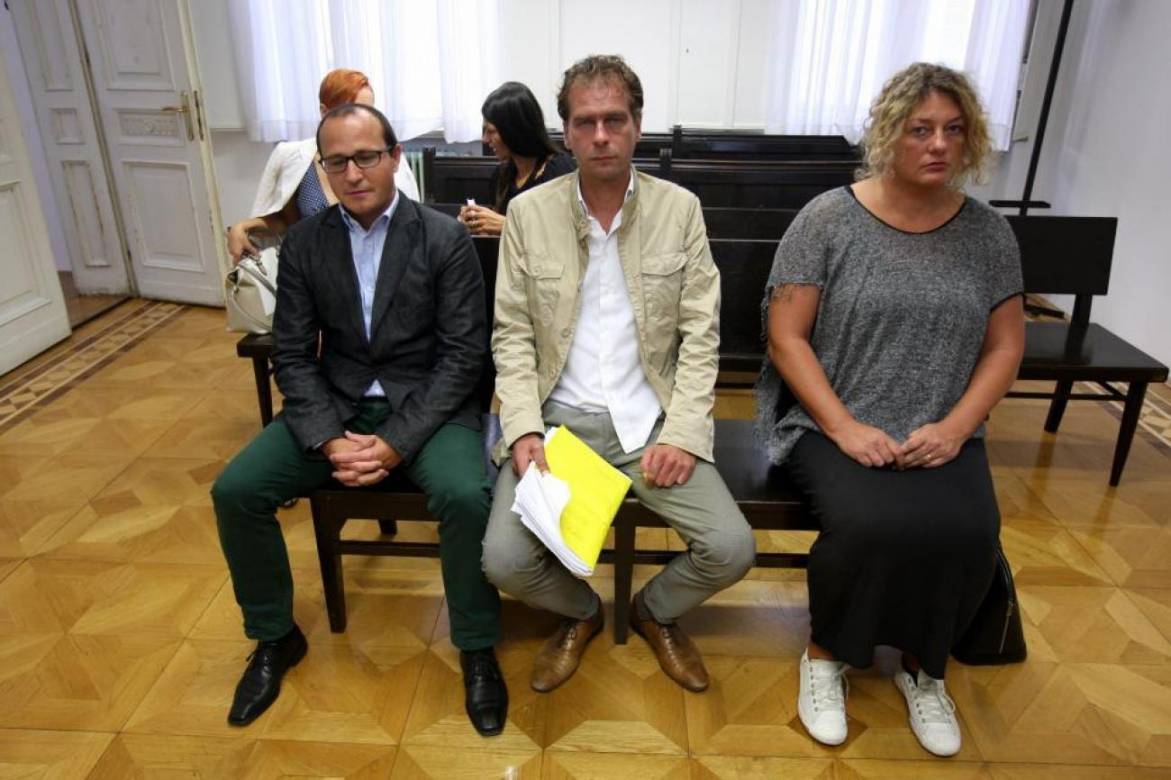 Vrhovno sodišče: pogrebnica podjetij Barbara Podlogar vendarle v zapor ...